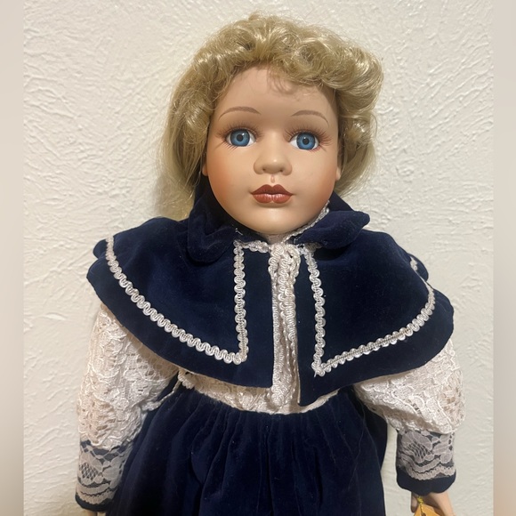 Debutante Dolls | Toys | Vintage Debutante Dolls Megan Fine Porcelain ...